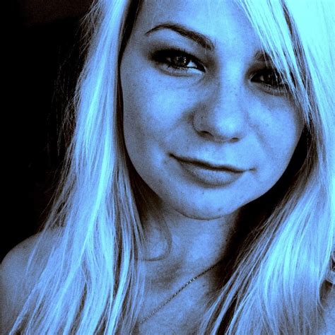 Eliise Vahopski Youtube