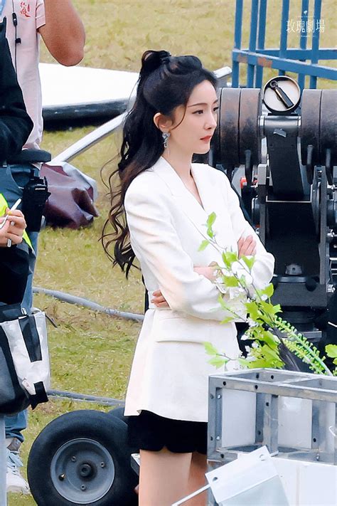 Yang Mi Mî Fēng Cambodia on Twitter Beautiful Hong Hong yangmi 杨幂 tushanhonghong
