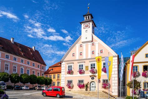 Greding Bilder – Durchsuchen 200 Archivfotos, Vektorgrafiken und Videos ...