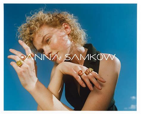 Anna Samkow Ss21 Agata Serge Photography Campaign Fashion Woman Beach