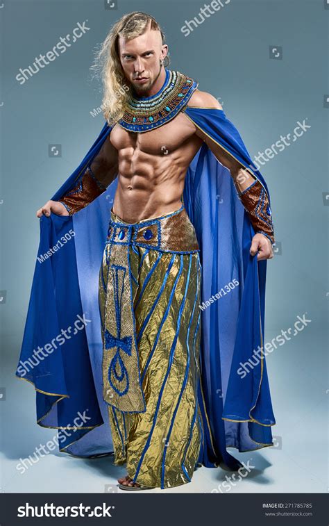 Ancient Egyptian Male Clothing