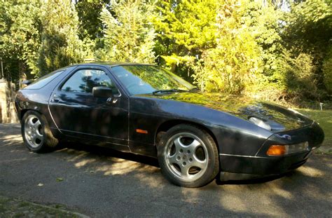 Porsche 928 S4