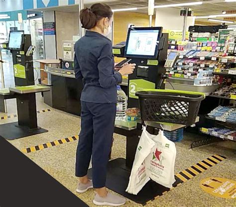 Умный шоппинг: плюсы и минусы касс самообслуживания | Kiosks.ru
