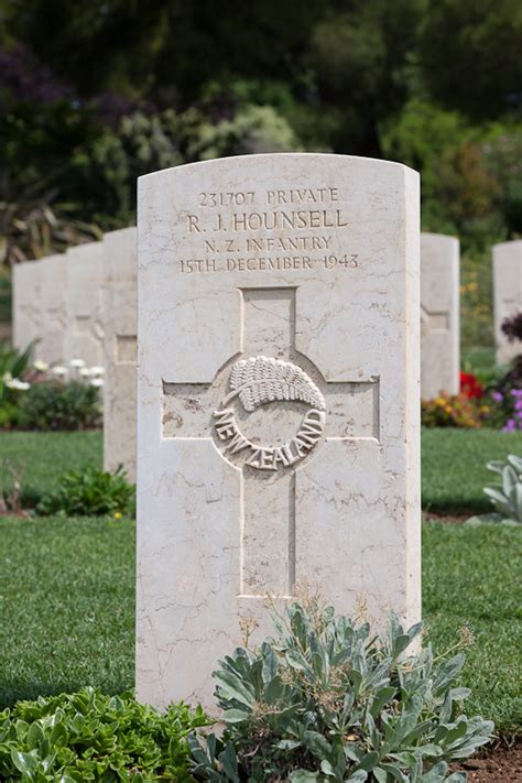 Robert Jack Hounsell New Zealand War Graves Project