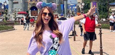Worlds Hottest Weather Girl Rocks Thong Bikini As Fans Call Her
