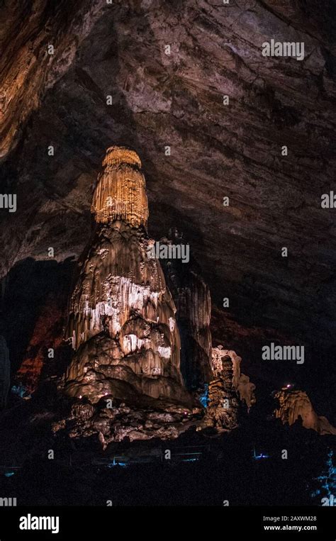 Utas De Cacahuamilpa Caverns In Guerrero Mexico One Of The Largest
