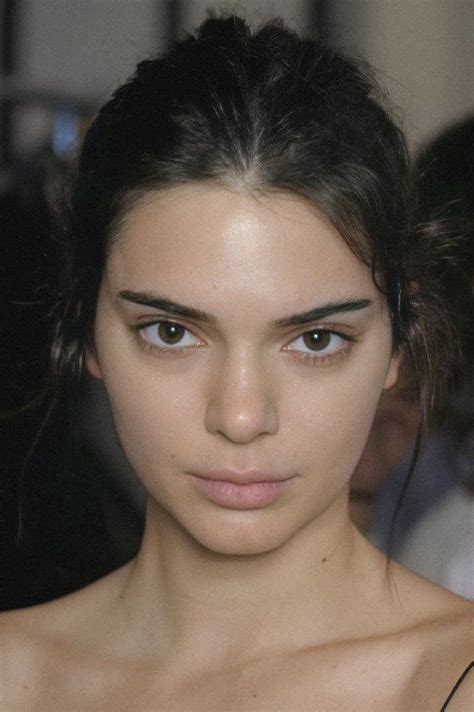 Reddit Kendalljenner Kendall Showing Some Underboob While Out Today