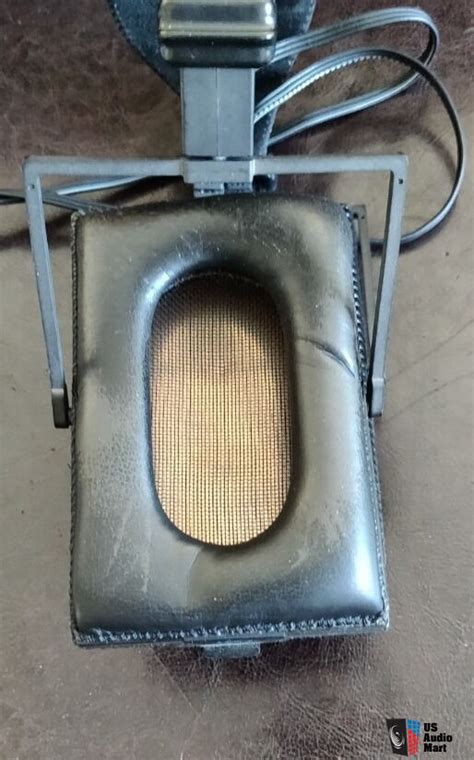 Stax Srm Xh Amplifier And Sr Lambda Pro Classic Electrostatic