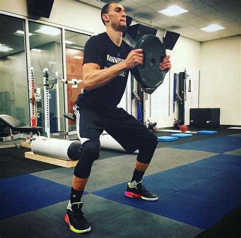 Zach Lavine Has Put On Some Serious Muscle Rnba
