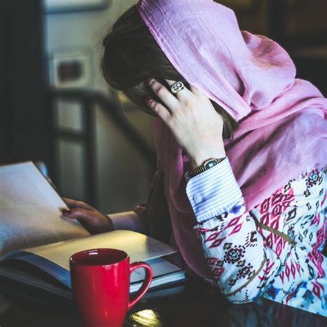 عکس دخترانه بدون چهره خارجی ژست عکس بدون چهره در خانه