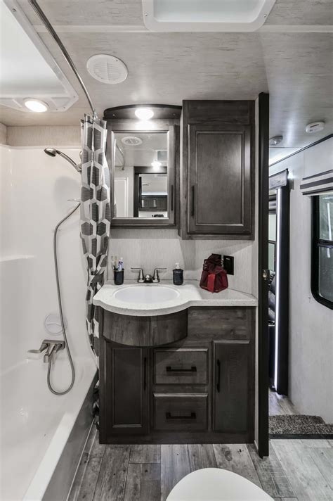Small Rv With Bathroom And Kitchen Home Design Ideas