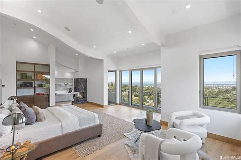 The Skyward Retreat A Modern Hilltop Mansion With Unparalleled Views