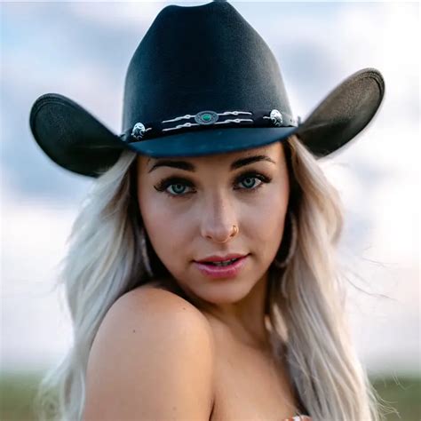 Macy Nicole Macynicolewalker Tiktok Analytics Profile Videos