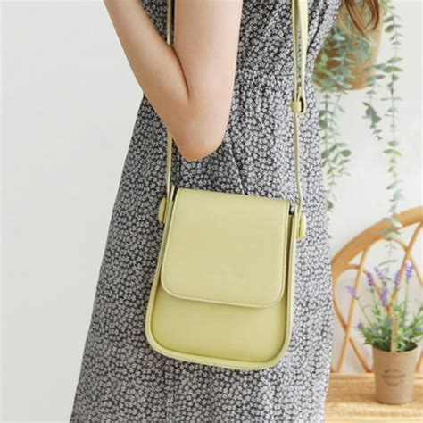 펭하샵 Bi147 하프문 미니 핸드백직장인 클래식 정장 캐주얼 출근룩 심플 데일리 가방 숄더 크로스백 핸드폰 가방