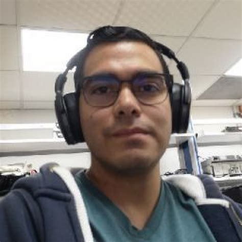 Agustín Lomelí Youtube