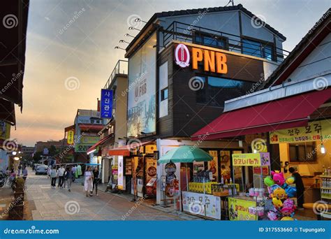 Jeonju Korea Pnb Bakery Editorial Image Image Of Choco 317553660