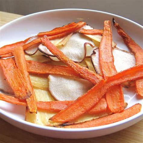 Baked Root Veggie Crisps