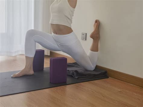 美目盼兮 On Twitter 一天天就想看瑜伽裤 健身美女 瑜伽裤