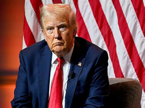 АНУ ын ерөнхийлөгч Ж Трамп Хятадын бараа бүтээгдэхүүнд 10 хувийн татвар ноогдуулахаар болжээ