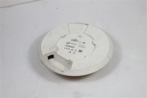 UBIQUITI UNIFI AP AC LR Access Point DigiStruck Bangladesh
