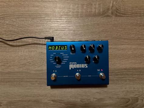Strymon Mobius Digital Stereo Modulation Tremolo Chorus Flanger Phaser Eur 350 00 Picclick It