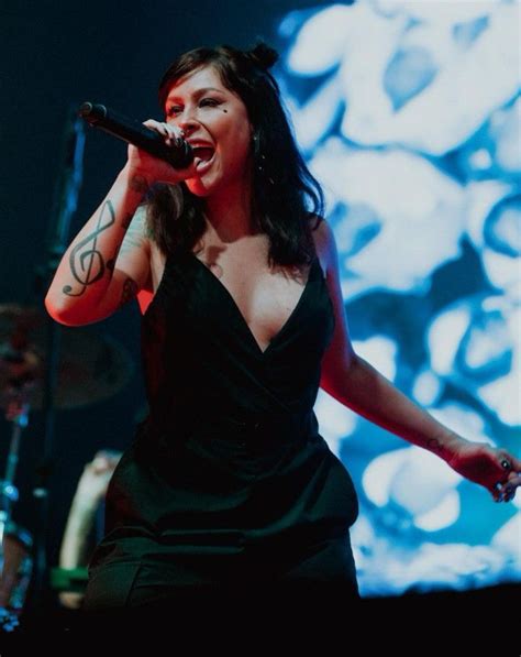 Pin De Paulo Braga Em Pitty Pitty Rock Arte Mpb