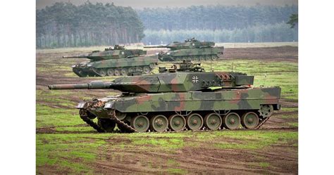 Русия се похвали с пленени танкове Леопард и бойни машини Брадли