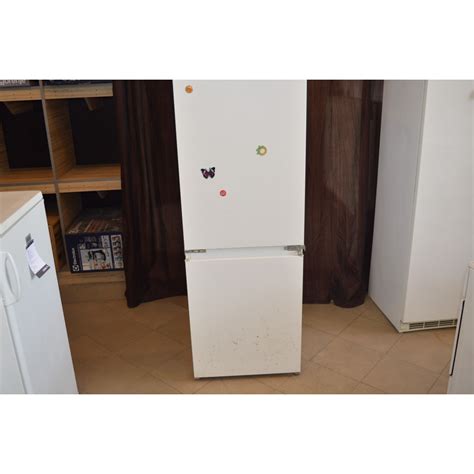Használt Zanussi ZI 3102 RV beépíthető hűtőszekrény [H2256] - árak ...