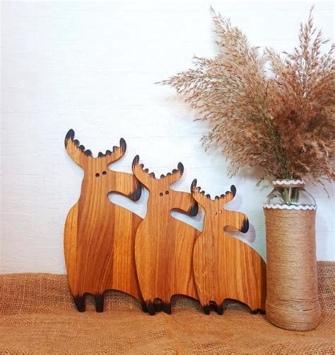 Статуетки з дерева три лося — ціна 970 грн у каталозі Статуетки Купити товари для дому та