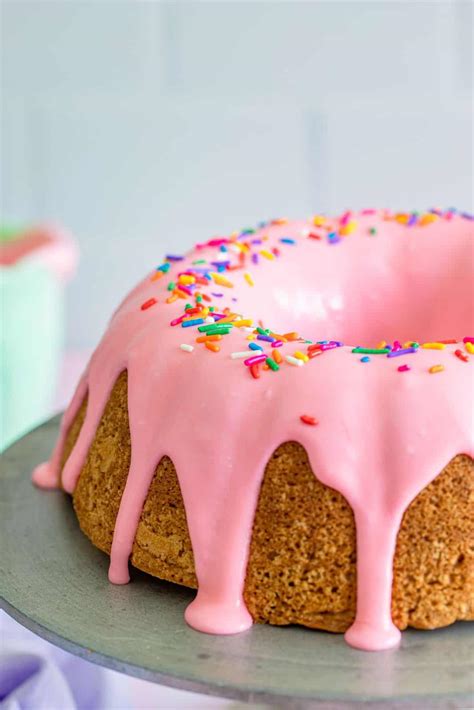 Donut Cake Tornadough Alli