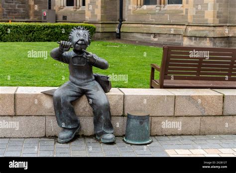 Sculpture Of Oor Wullie The Dc Thomson Comic Character In The City Of