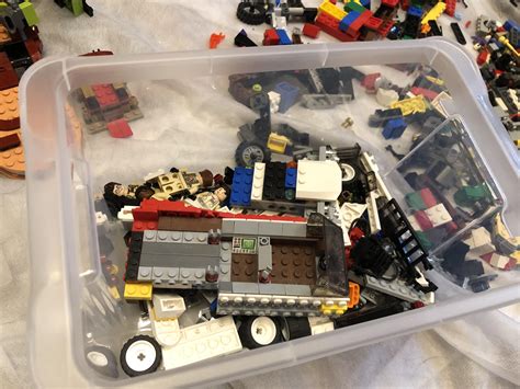 Ecto 1 : r/lego