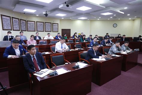 Нийслэлийн Онцгой комисс хуралдлаа