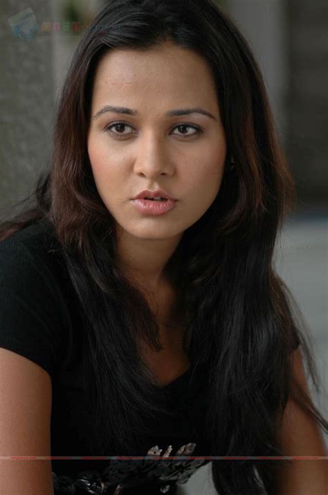 Nisha Kothari Actress Hd Photos Images Pics And Stills 38520