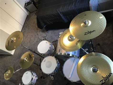 Travis Barker Drum Set Travis Barker Shows His Endurance Beyond The