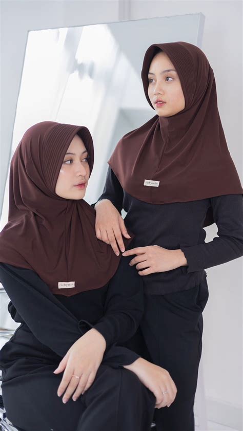 Pin Oleh Rethaaa Di Jilbab Sport
