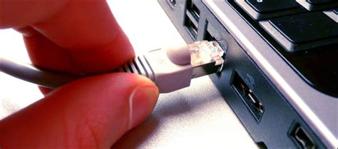 How To Remote Control Your Home Computer From Anywhere With VNC