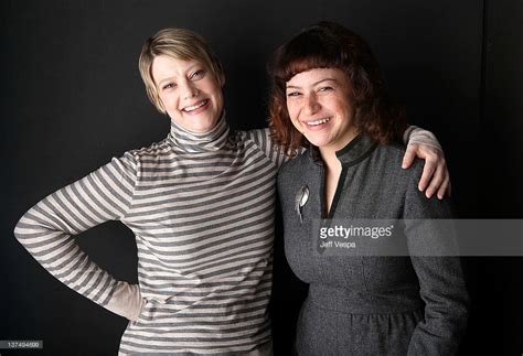 Pictures Of Kellie Overbey