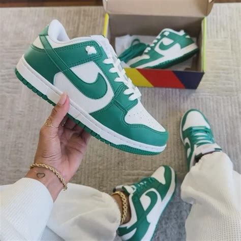 Arcane Sneakers On Instagram 💚🤍 📦 Nike Dunk Low Verde 📌 Disponivel 34 A 43 Tenismasculino