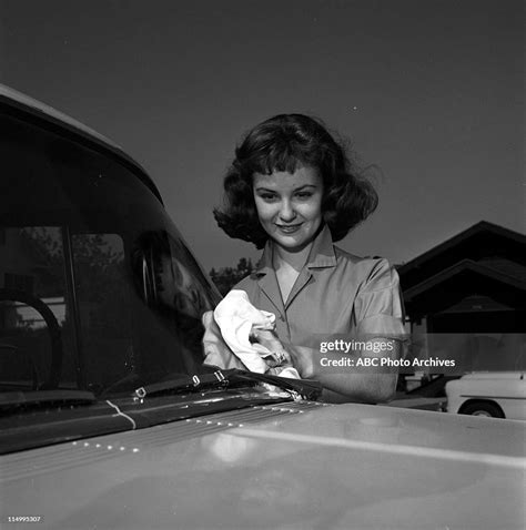 Show Shelley Fabares At Home Layout Shoot Date May 15 1959
