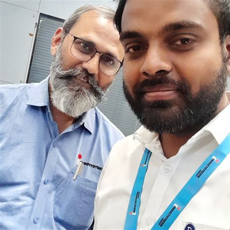vivek kumar on linkedin visit