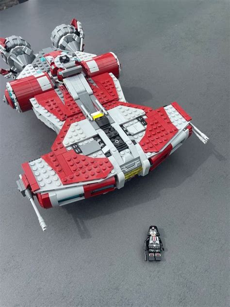 Star Wars Jedi Defender Class Cruiser 2013 Gebraucht In Für Chf 56