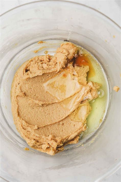 Chewy Egg White Chocolate Chip Cookies Recipe