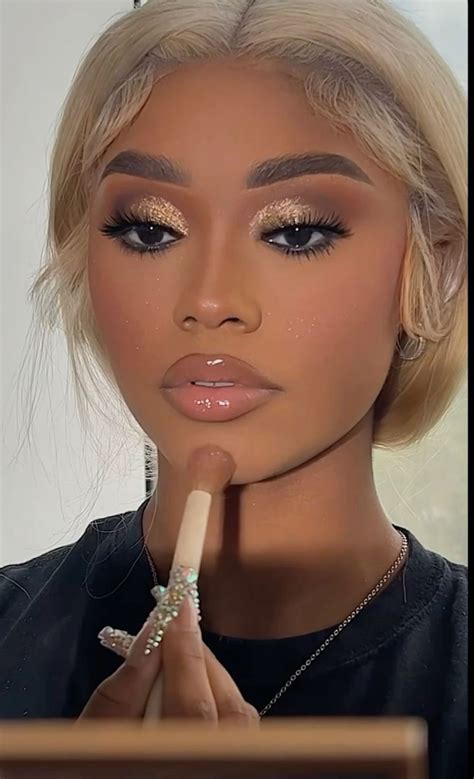 Trendy Nail Arts Gold Prom Looks Makeup Makeup Inspiration Make Up