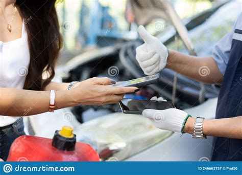 Asian Women Get Contact Numbers From Auto Mechanics After Fixing The Car Engine Problem And QR