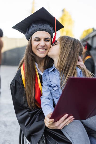 Selempang Kelulusan Foto Foto Foto Stok Potret And Gambar Bebas Royalti Istock