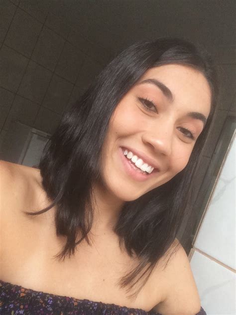 Fernanda Rebello Medium