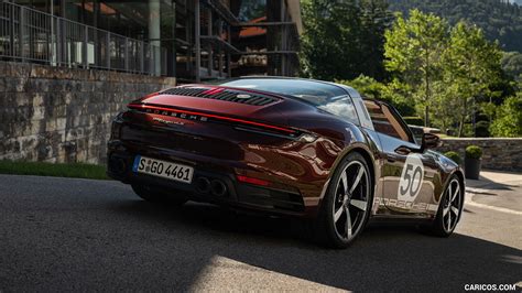 Porsche 911 Targa 4s Heritage Design Edition 2021my Color Cherry
