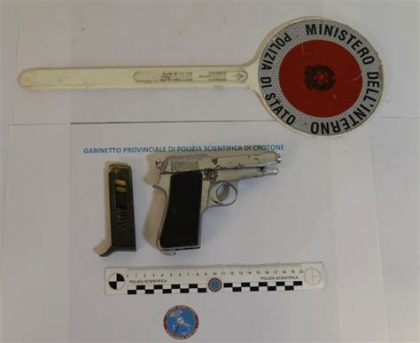 Aggredisce E Malmena La Fidanzata Minorenne In Carcere Giovane Crotonese