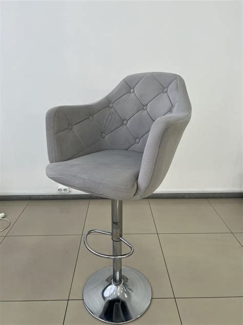 Стул визажный — ціна 3600 грн у каталозі Стільці Купити товари для дому та побуту за доступною